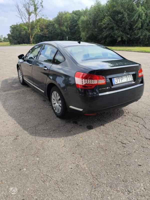 Black Citroen C5 2009 in Kaunas, with an engine capacity of 2.00 L and mileage of 250 thousand km for 1600 €, photo 7 on AUTOMOTO.COM.LV