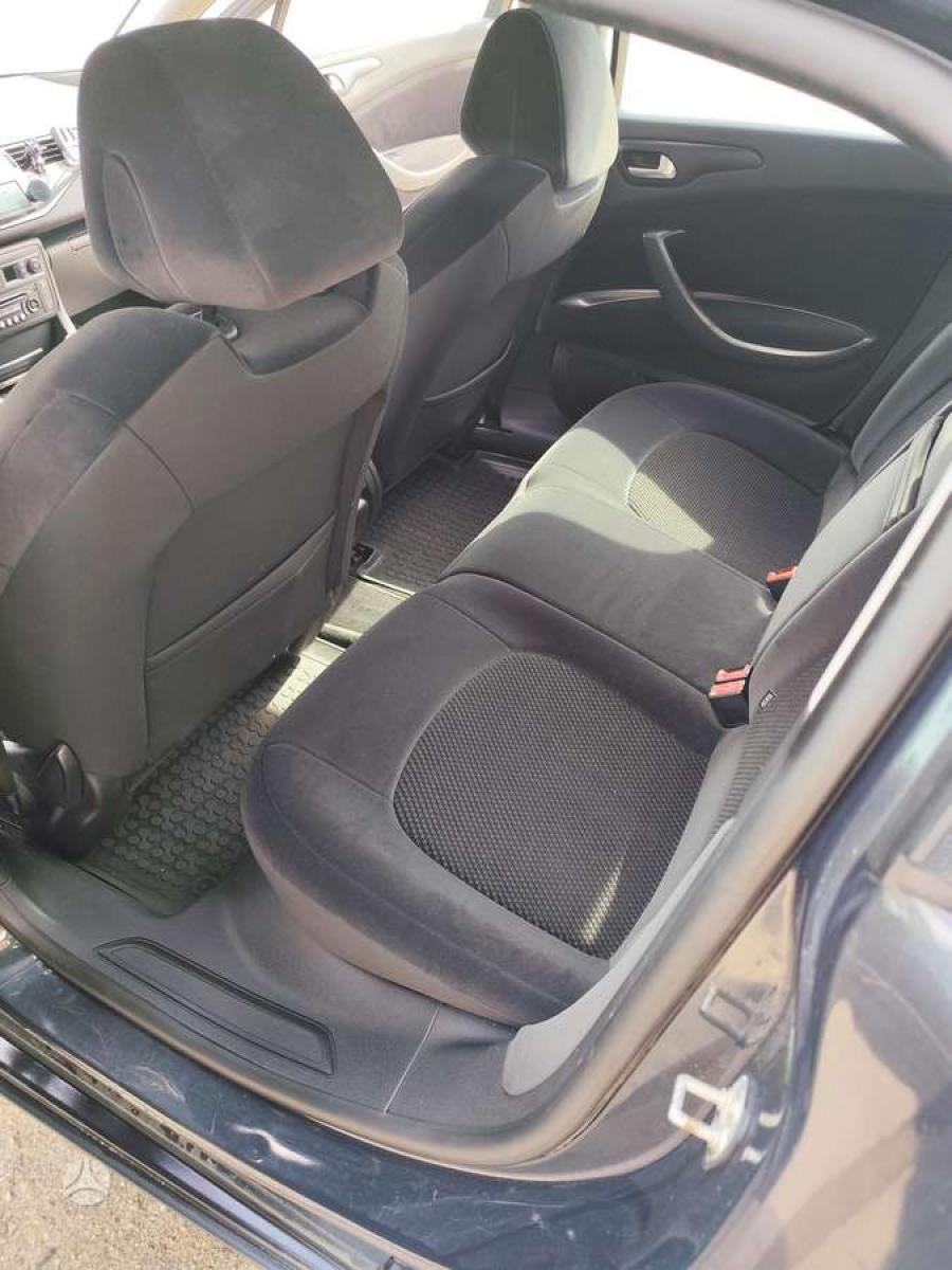 Melns Citroen C5 2009 Kauņa, ar dzinēja tilpumu 2.00 L un nobraukumu 250 tūkst. km par 1600 €, foto 11 vietnē AUTOMOTO.COM.LV