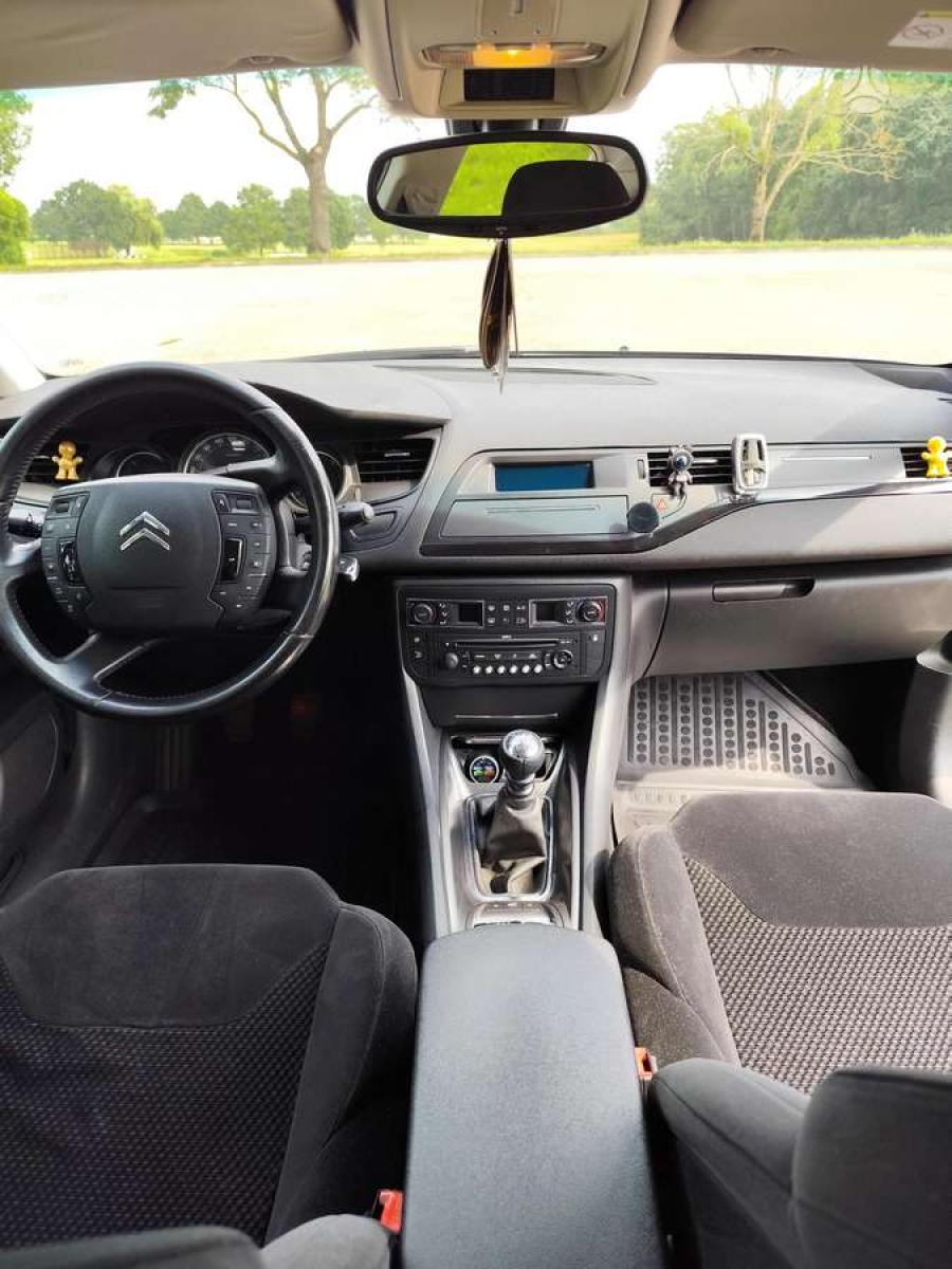 Melns Citroen C5 2009 Kauņa, ar dzinēja tilpumu 2.00 L un nobraukumu 250 tūkst. km par 1600 €, foto 17 vietnē AUTOMOTO.COM.LV