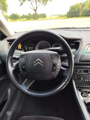Melns Citroen C5 2009 Kauņa, ar dzinēja tilpumu 2.00 L un nobraukumu 250 tūkst. km par 1600 €, foto 18 vietnē AUTOMOTO.COM.LV