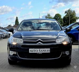 Melns Citroen C5 2009 Tauragė, ar dzinēja tilpumu 1.60 L un nobraukumu 232 tūkst. km par 2400 €, foto 4 vietnē AUTOMOTO.COM.LV