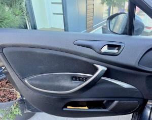 Melns Citroen C5 2009 Tauragė, ar dzinēja tilpumu 1.60 L un nobraukumu 232 tūkst. km par 2400 €, foto 25 vietnē AUTOMOTO.COM.LV