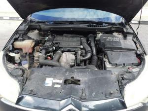 Black Citroen C5 2009 in Vilnius, with an engine capacity of 1.56 L and mileage of 300 thousand km for 1200 €, photo 8 on AUTOMOTO.COM.LV