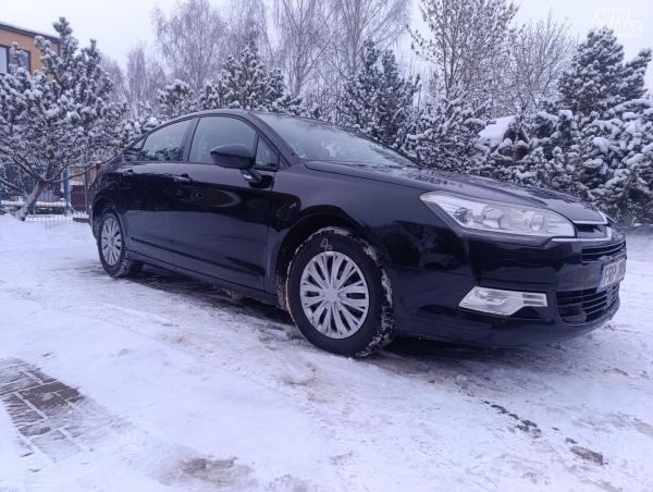 Black Citroen C5 2010 in Kaunas, with an engine capacity of 1.60 L and mileage of 283 thousand km for 2200 €, photo 1 on AUTOMOTO.COM.LV
