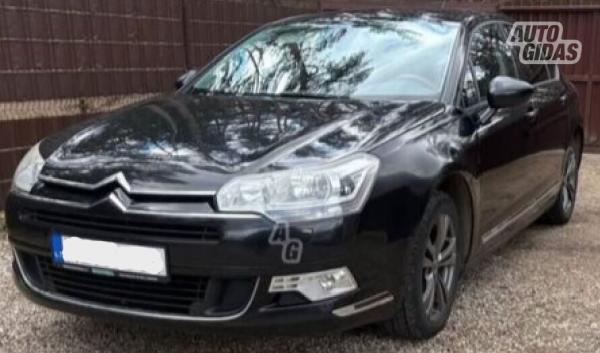 Black Citroen C5 2010 in Ukmerge, with an engine capacity of 2.00 L and mileage of 281 thousand km for 1500 €, photo 3 on AUTOMOTO.COM.LV