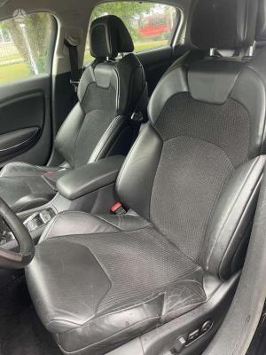 Melns Citroen C5 2010 Tauragė, ar dzinēja tilpumu 2.00 L un nobraukumu 286 tūkst. km par 2500 €, foto 12 vietnē AUTOMOTO.COM.LV