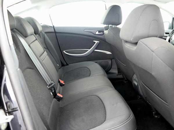 Melns Citroen C5 2010 Tallina, ar dzinēja tilpumu 1.60 L un nobraukumu 159 tūkst. km par 1399 €, foto 7 vietnē AUTOMOTO.COM.LV