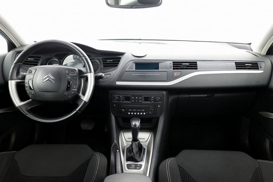 Black Citroen C5 2010 in Tallinn, with an engine capacity of 1.60 L and mileage of 159 thousand km for 1399 €, photo 14 on AUTOMOTO.COM.LV