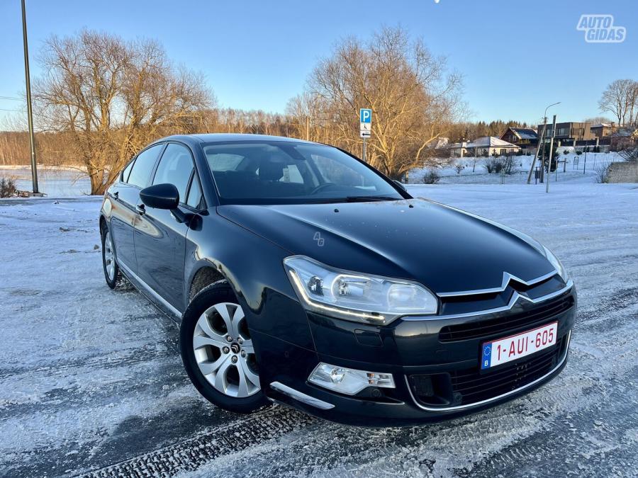 Melns Citroen C5 2011 Šauļi, ar dzinēja tilpumu 1.60 L un nobraukumu 218 tūkst. km par 3200 €, foto 1 vietnē AUTOMOTO.COM.LV