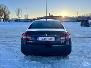 Melns Citroen C5 2011 Šauļi, ar dzinēja tilpumu 1.60 L un nobraukumu 218 tūkst. km par 3200 €, foto 8 vietnē AUTOMOTO.COM.LV