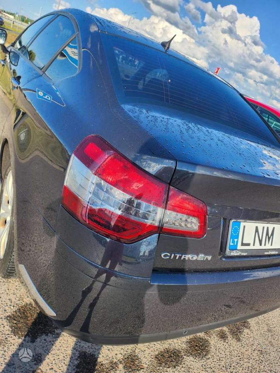 Melns Citroen C5 2011 Kauņa, ar dzinēja tilpumu 1.60 L un nobraukumu 150 tūkst. km par 2900 €, foto 6 vietnē AUTOMOTO.COM.LV