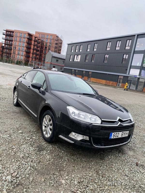 Melns Citroen C5 2011 Tallina, ar dzinēja tilpumu 1.60 L un nobraukumu 0 tūkst. km par 1700 €, foto 6 vietnē AUTOMOTO.COM.LV