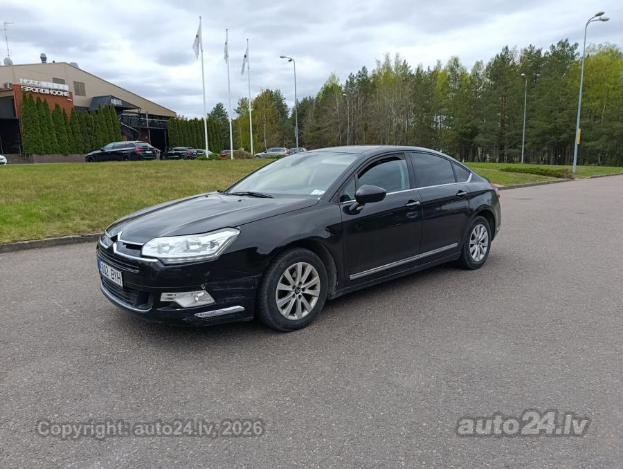 Melns Citroen C5 2011 Tallina, ar dzinēja tilpumu 1.60 L un nobraukumu 295 tūkst. km par 1299 €, foto 3 vietnē AUTOMOTO.COM.LV