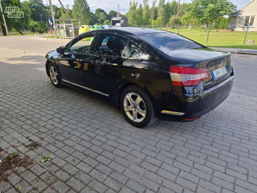 Black Citroen C5 2011 in Taurage, with an engine capacity of 2.00 L and mileage of 422 thousand km for 1750 €, photo 5 on AUTOMOTO.COM.LV