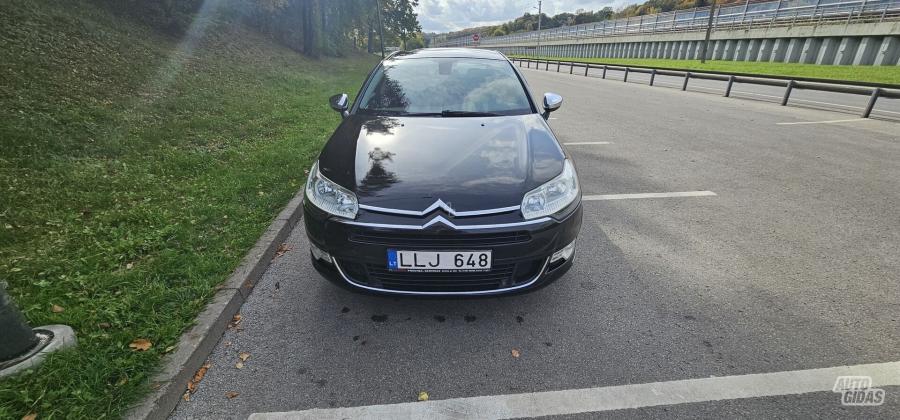 Black Citroen C5 2011 in Kaunas, with an engine capacity of 1.60 L and mileage of 187 thousand km for 3100 €, photo 6 on AUTOMOTO.COM.LV