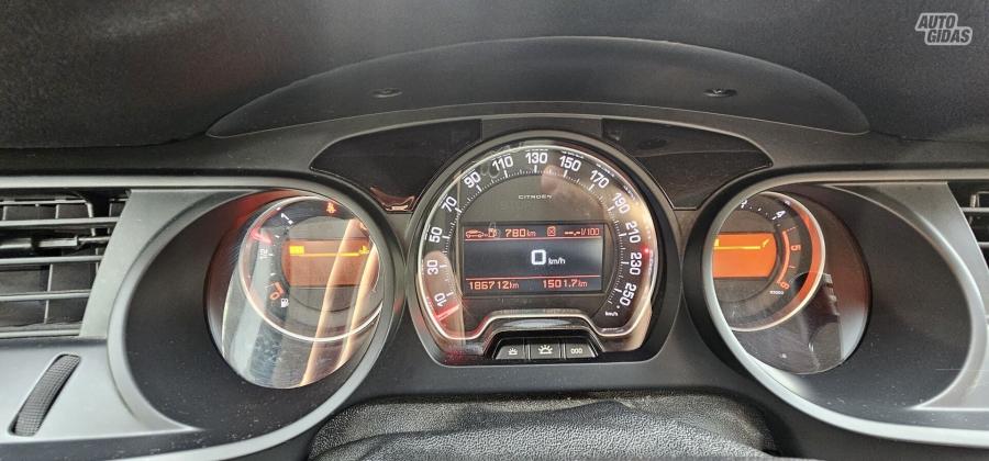 Black Citroen C5 2011 in Kaunas, with an engine capacity of 1.60 L and mileage of 187 thousand km for 3100 €, photo 13 on AUTOMOTO.COM.LV