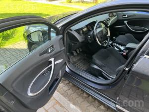 Melns Citroen C5 2012 Rīga, ar dzinēja tilpumu 1.60 L un nobraukumu 290 tūkst. km par 4200 €, foto 12 vietnē AUTOMOTO.COM.LV