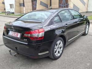 Melns Citroen C5 2013 Ukmergė, ar dzinēja tilpumu 1.56 L un nobraukumu 273 tūkst. km par 2750 €, foto 4 vietnē AUTOMOTO.COM.LV
