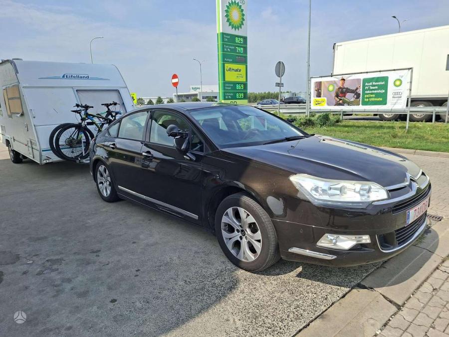 Melns Citroen C5 2013 Ukmergė, ar dzinēja tilpumu 1.56 L un nobraukumu 273 tūkst. km par 2750 €, foto 7 vietnē AUTOMOTO.COM.LV
