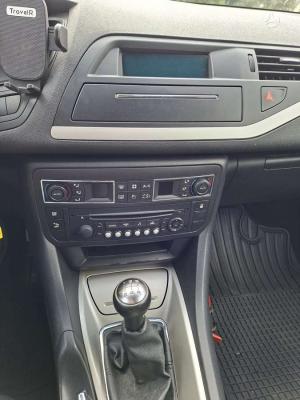 Melns Citroen C5 2013 Ukmergė, ar dzinēja tilpumu 1.56 L un nobraukumu 273 tūkst. km par 2750 €, foto 10 vietnē AUTOMOTO.COM.LV