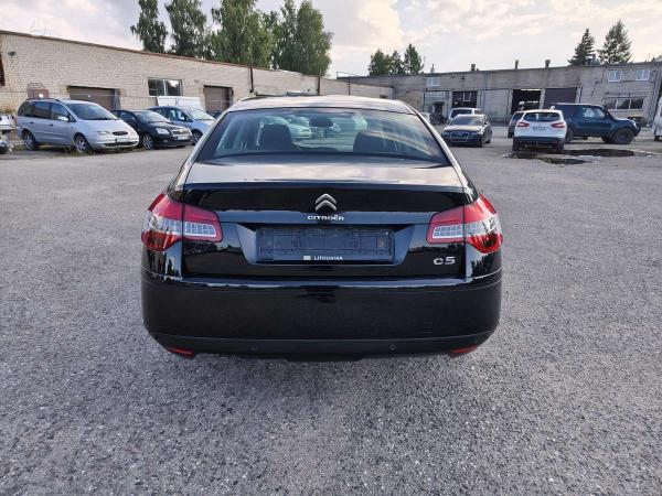Melns Citroen C5 2013 Pakruojis, ar dzinēja tilpumu 1.56 L un nobraukumu 280 tūkst. km par 2950 €, foto 7 vietnē AUTOMOTO.COM.LV