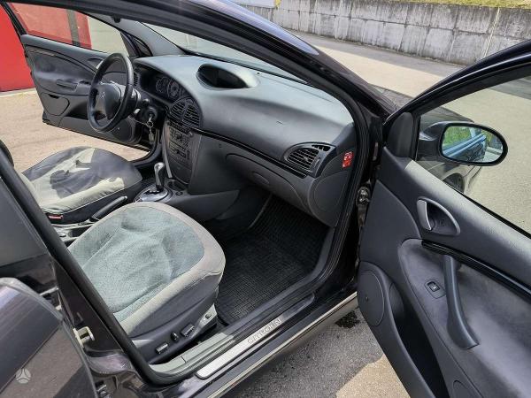 Black Citroen C5 2006 in Alytus, with an engine capacity of 2.00 L and mileage of 267 thousand km for 1600 €, photo 8 on AUTOMOTO.COM.LV