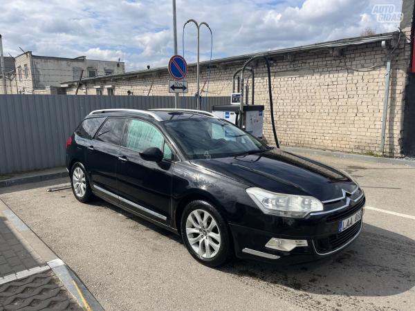 Black Citroen C5 2008 in Kaunas, with an engine capacity of 2.00 L and mileage of 370 thousand km for 1550 €, photo 2 on AUTOMOTO.COM.LV