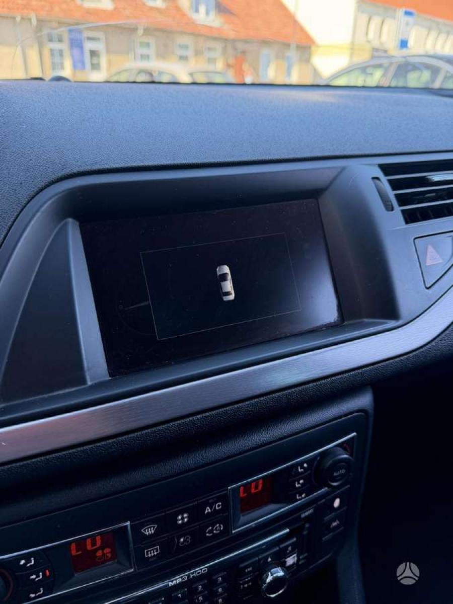 Melns Citroen C5 2008 Šilutė, ar dzinēja tilpumu 2.20 L un nobraukumu 299 tūkst. km par 1500 €, foto 16 vietnē AUTOMOTO.COM.LV