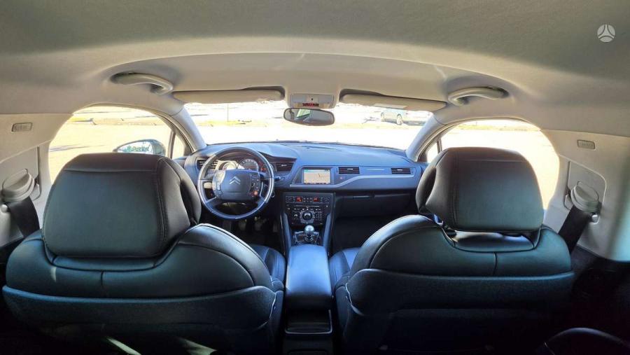 Black Citroen C5 2008 in Klaipeda, with an engine capacity of 2.18 L and mileage of 387 thousand km for 2850 €, photo 10 on AUTOMOTO.COM.LV
