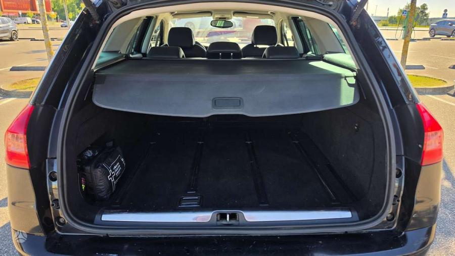 Black Citroen C5 2008 in Klaipeda, with an engine capacity of 2.18 L and mileage of 387 thousand km for 2850 €, photo 19 on AUTOMOTO.COM.LV