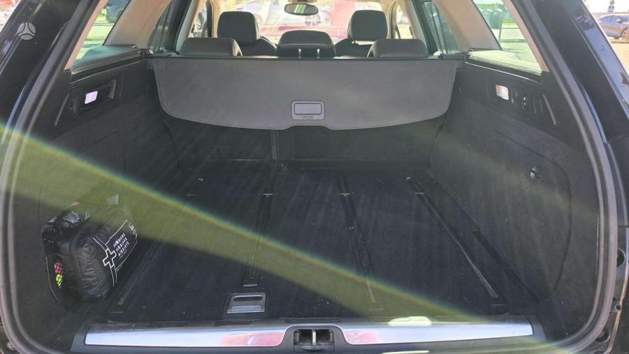 Black Citroen C5 2008 in Klaipeda, with an engine capacity of 2.18 L and mileage of 387 thousand km for 2850 €, photo 20 on AUTOMOTO.COM.LV