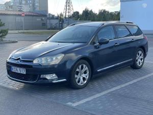 Melns Citroen C5 2008 Kauņa, ar dzinēja tilpumu 2.00 L un nobraukumu 291 tūkst. km par 1300 €, foto  vietnē AUTOMOTO.COM.LV