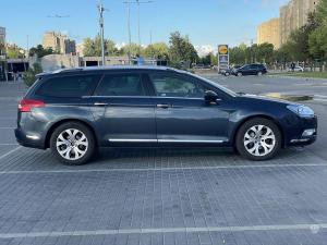 Melns Citroen C5 2008 Kauņa, ar dzinēja tilpumu 2.00 L un nobraukumu 291 tūkst. km par 1300 €, foto 5 vietnē AUTOMOTO.COM.LV