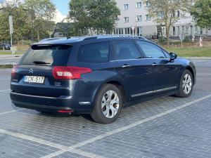 Melns Citroen C5 2008 Kauņa, ar dzinēja tilpumu 2.00 L un nobraukumu 291 tūkst. km par 1300 €, foto 6 vietnē AUTOMOTO.COM.LV