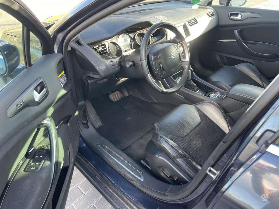 Melns Citroen C5 2008 Kauņa, ar dzinēja tilpumu 2.00 L un nobraukumu 291 tūkst. km par 1300 €, foto 12 vietnē AUTOMOTO.COM.LV