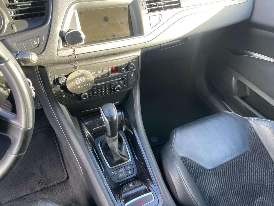 Melns Citroen C5 2008 Kauņa, ar dzinēja tilpumu 2.00 L un nobraukumu 291 tūkst. km par 1300 €, foto 18 vietnē AUTOMOTO.COM.LV