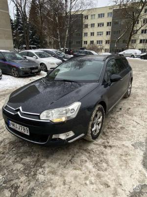 Black Citroen C5 2009 in Vilnius, with an engine capacity of 2.00 L and mileage of 251 thousand km for 2600 €, photo  on AUTOMOTO.COM.LV