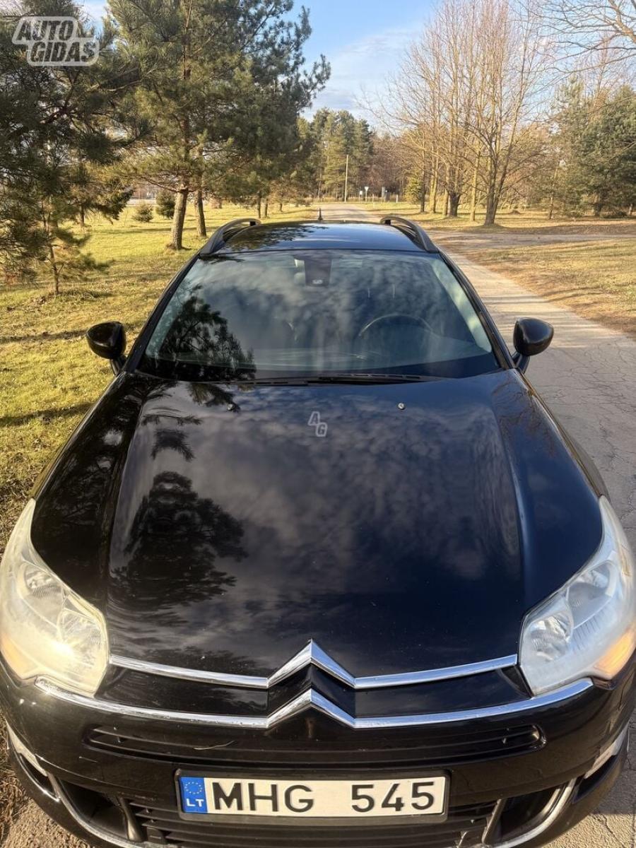 Black Citroen C5 2009 in Panevezys, with an engine capacity of 2.00 L and mileage of 353 thousand km for 1700 €, photo 4 on AUTOMOTO.COM.LV