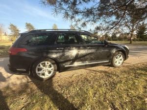 Black Citroen C5 2009 in Panevezys, with an engine capacity of 2.00 L and mileage of 353 thousand km for 1700 €, photo 5 on AUTOMOTO.COM.LV
