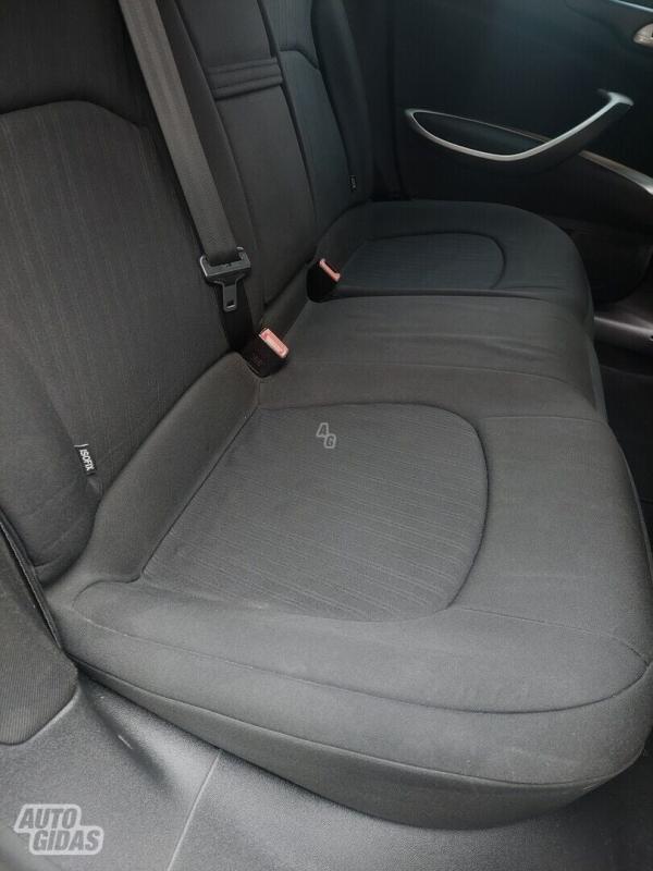 Melns Citroen C5 2009 Utena, ar dzinēja tilpumu 2.00 L un nobraukumu 275 tūkst. km par 2500 €, foto 9 vietnē AUTOMOTO.COM.LV