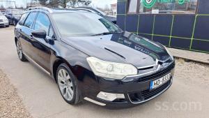 Melns Citroen C5 2009 Rīga, ar dzinēja tilpumu 2.70 L un nobraukumu 385 tūkst. km par 2700 €, foto 4 vietnē AUTOMOTO.COM.LV