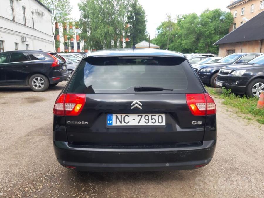 Melns Citroen C5 2009 Daugavpils, ar dzinēja tilpumu 1.60 L un nobraukumu 0 tūkst. km par 2750 €, foto 8 vietnē AUTOMOTO.COM.LV