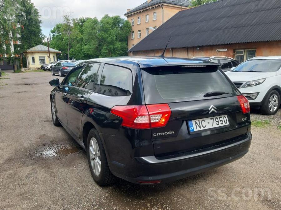 Melns Citroen C5 2009 Daugavpils, ar dzinēja tilpumu 1.60 L un nobraukumu 0 tūkst. km par 2750 €, foto 9 vietnē AUTOMOTO.COM.LV
