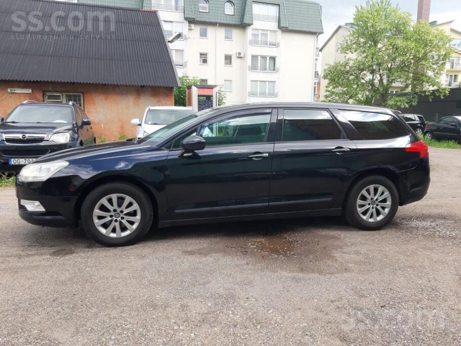 Melns Citroen C5 2009 Daugavpils, ar dzinēja tilpumu 1.60 L un nobraukumu 0 tūkst. km par 2750 €, foto 11 vietnē AUTOMOTO.COM.LV