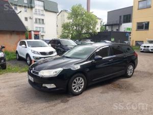 Melns Citroen C5 2009 Daugavpils, ar dzinēja tilpumu 1.60 L un nobraukumu 0 tūkst. km par 2750 €, foto 12 vietnē AUTOMOTO.COM.LV
