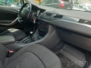 Melns Citroen C5 2009 Daugavpils, ar dzinēja tilpumu 1.60 L un nobraukumu 0 tūkst. km par 2750 €, foto 27 vietnē AUTOMOTO.COM.LV
