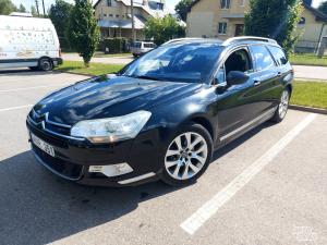 Black Citroen C5 2009 in Ukmerge, with an engine capacity of 2.00 L and mileage of 250 thousand km for 2200 €, photo  on AUTOMOTO.COM.LV