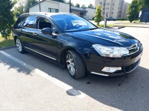 Черный Ситроен С5 2009 в Укмерге, объемом двигателя 2.00 л и пробегом 250 тыс. км за 2200 €, фото 3 на AUTOMOTO.COM.LV