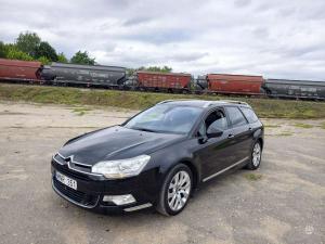 Melns Citroen C5 2009 Kauņa, ar dzinēja tilpumu 2.00 L un nobraukumu 250 tūkst. km par 1698 €, foto 3 vietnē AUTOMOTO.COM.LV