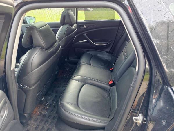Melns Citroen C5 2009 Kauņa, ar dzinēja tilpumu 2.00 L un nobraukumu 250 tūkst. km par 1698 €, foto 6 vietnē AUTOMOTO.COM.LV